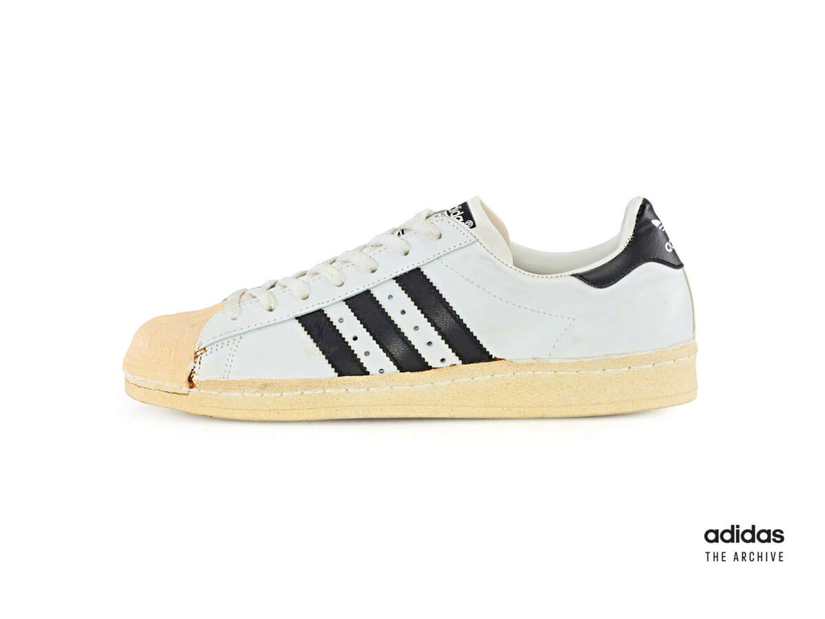 Sneaker: NRW-Forum Düsseldorf (de)